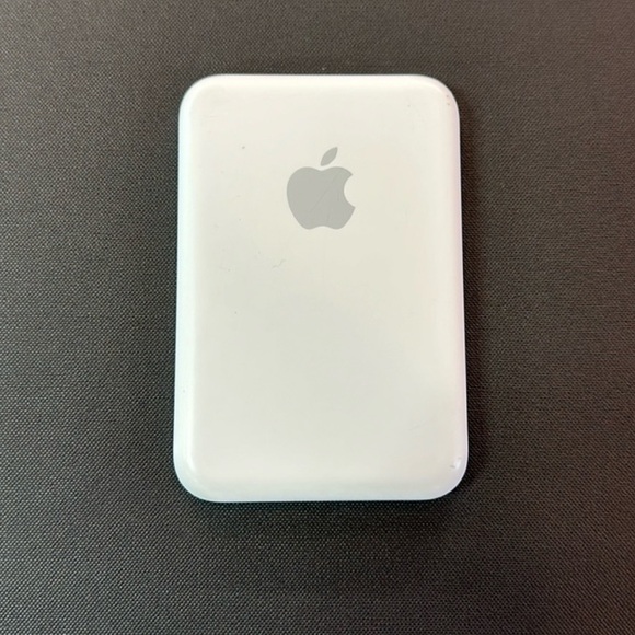 Apple | Cell Phones & Accessories | Apple Magsafe Wireless Charger ...